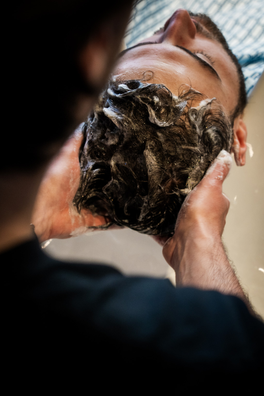 Shampoing pour cheveux gras homme | Purifier et réguler le sébum avec ...